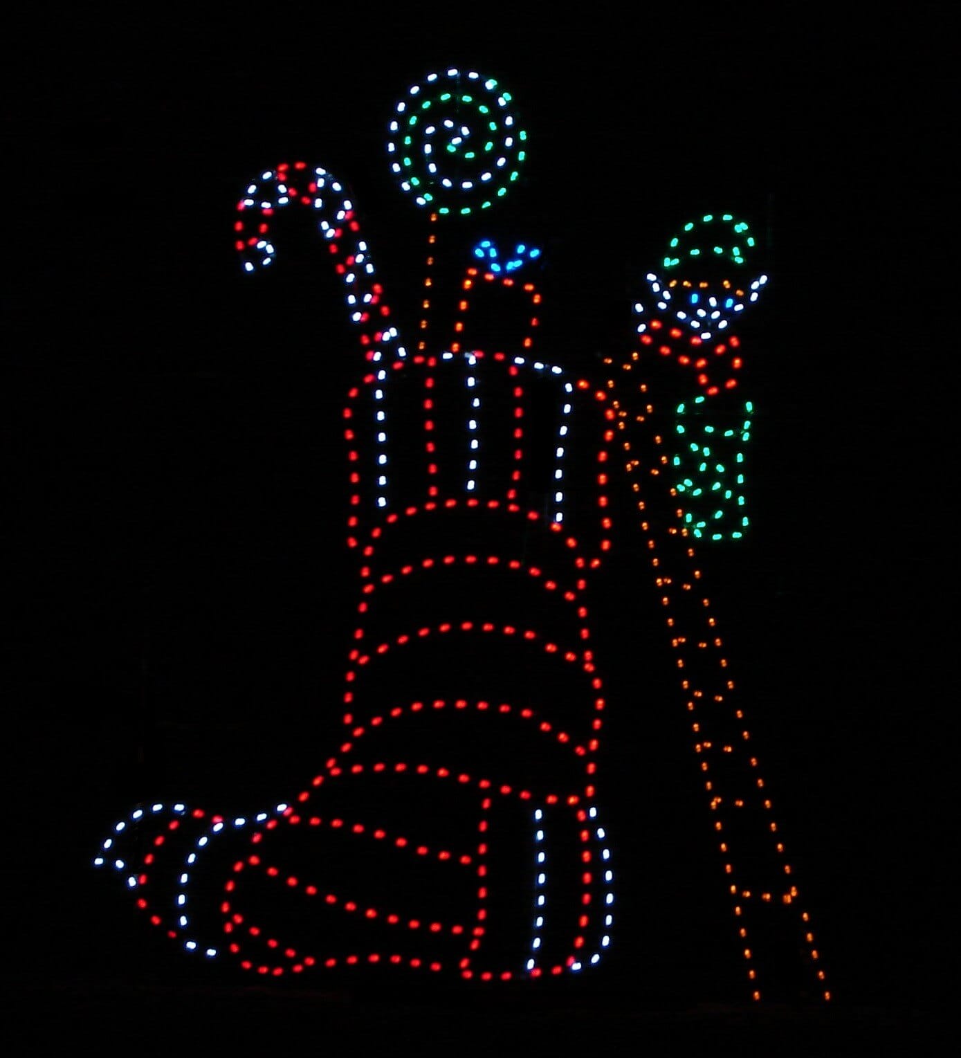 16' Animated Stocking And Elf Holiday Light Display
