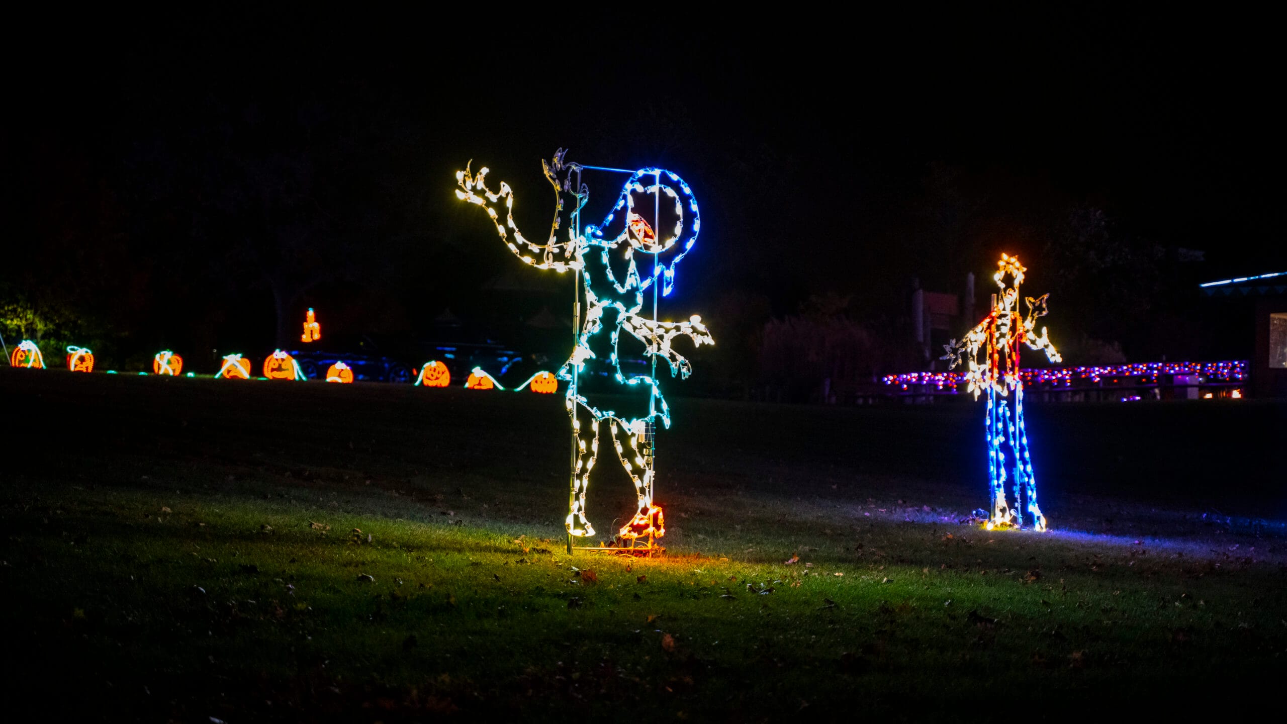 7' Animated Zombies Halloween Light Display