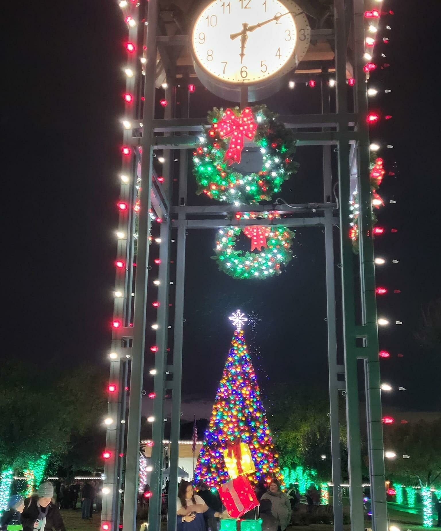 14 Ft. Christmas Panel Tree