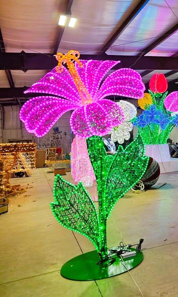 8' Single Hibiscus Flower Dimensional Display - Creative Displays